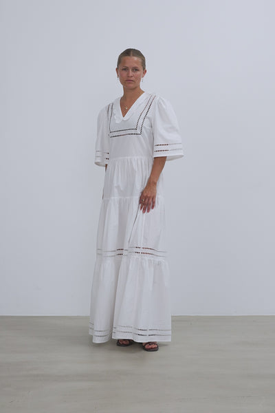 Maxi Dress with Short Sleeves and Artworks - White